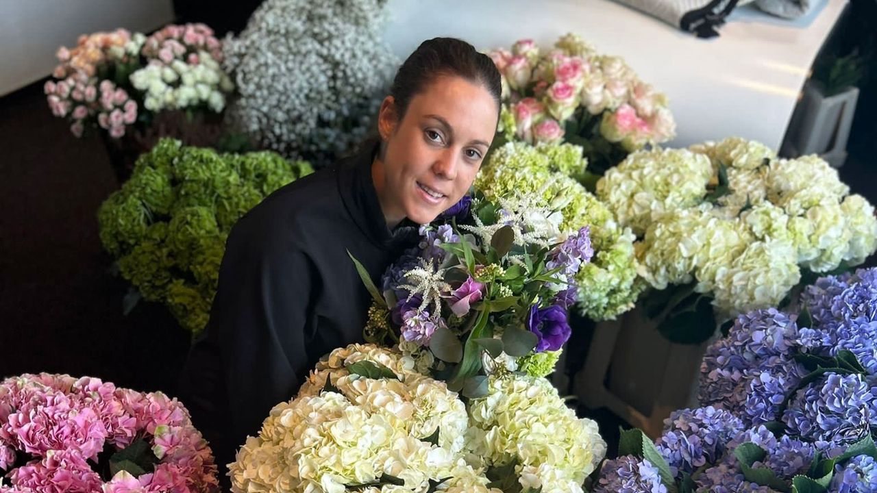 Former Stew Kate Argo’s Bloomfield Bespoke to Launch Flower Arranging ...